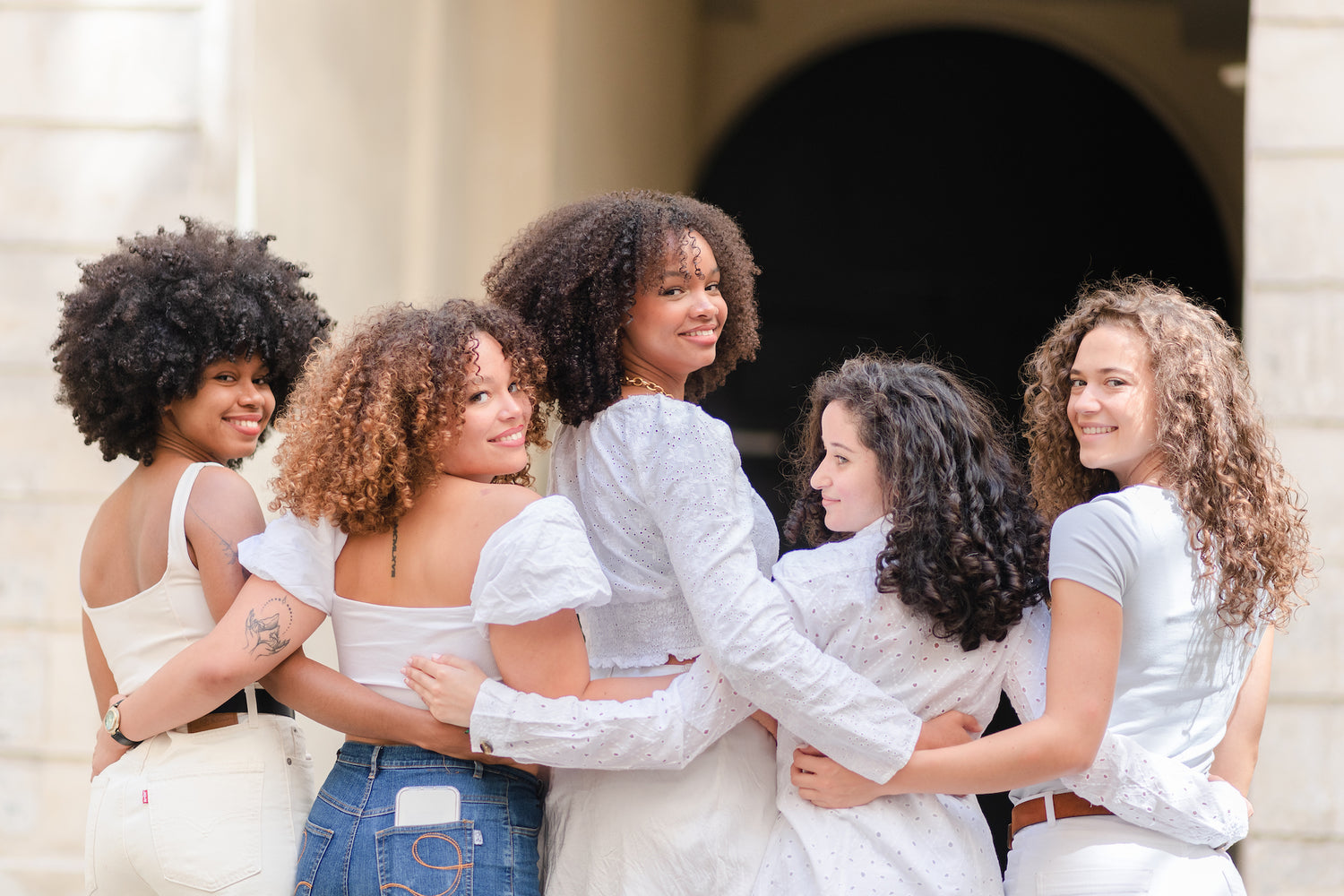 Studio Boucle Paris - Coiffeur pour cheveux bouclés, frisés, crépus.